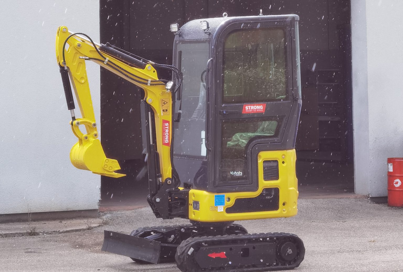 Mini bageri » Strong mini bageri